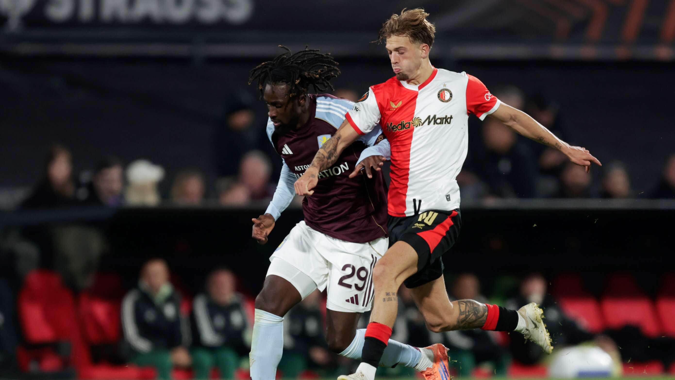 samenvatting: Feyenoord Rotterdam - Aston Villa gemist? Kijk het hier.